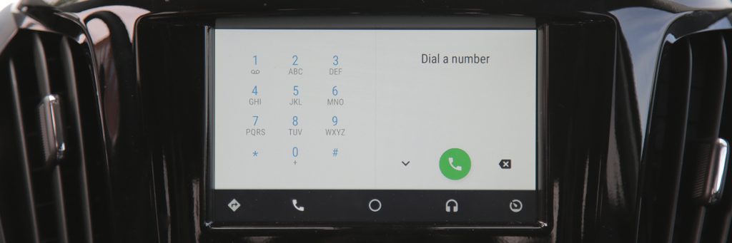Android Auto vs Apple CarPlay What's New in 2018
